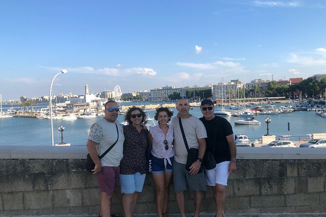 Bari Walking tour in small group - FAQs