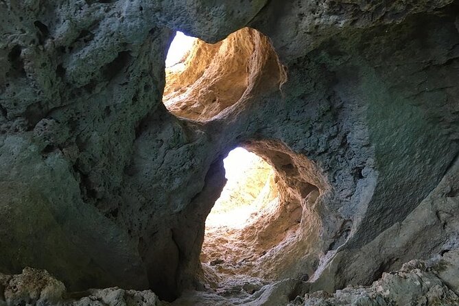 Benagil - Caves & Coast - Algarve Cave Captain - The Experience of the Guides