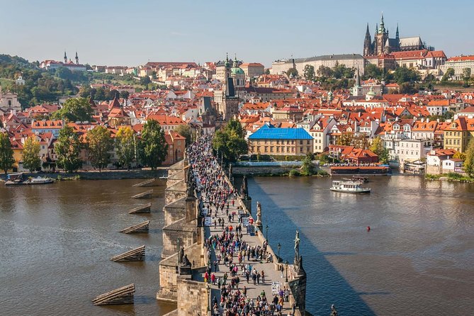Berlin to Prague - Private Transfer with 2 hours of Sightseeing - Who Is This Tour Best For?