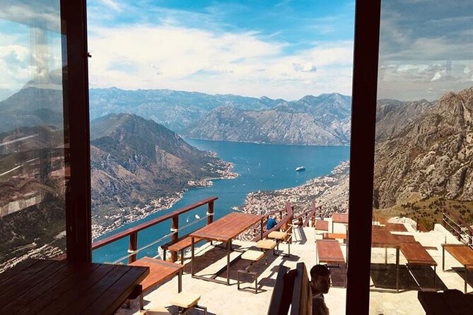 Bike tour - Panoramic downhill from Njegui and Kotor serpentines - Cost and Value