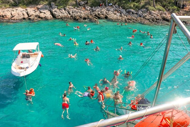 Boat Trip, Cleopatra Island from Marmaris w/Lunch and Soft Drinks - Authentic Experiences and Common Complaints
