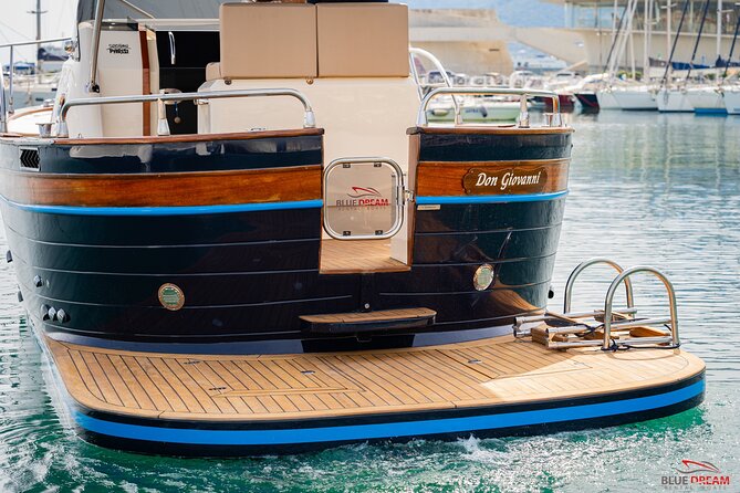 Capri Boat Tour for Small Groups - Summary: Who Should Consider This Tour?