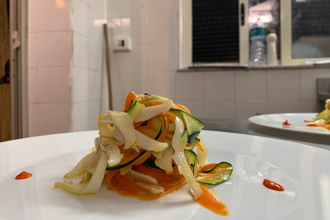 Cook, discover sights, taste food & wine with a chef in Syracuse - Authenticity and Traveler Feedback