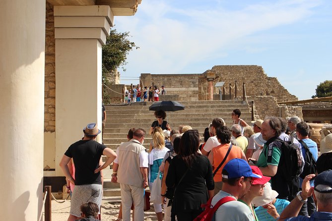 Crete Minoan Discovery Tour with Knossos Palace, Heraklion, and Live Dance Show - Who Will Love This Tour?