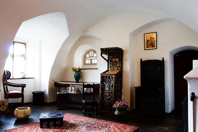 Day Trip Through Brasov in Transylvania and Bran, Peles, and Rasnov Castles - Who Will Love This Tour?