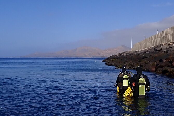 Discover Scuba Diving in Lanzarote (Costa Teguise) - FAQ