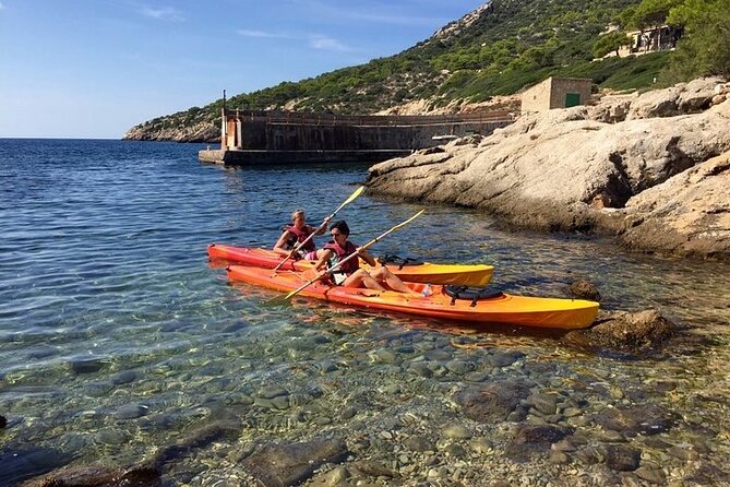 Explore the Island Dragonera by kayak - The Sum Up