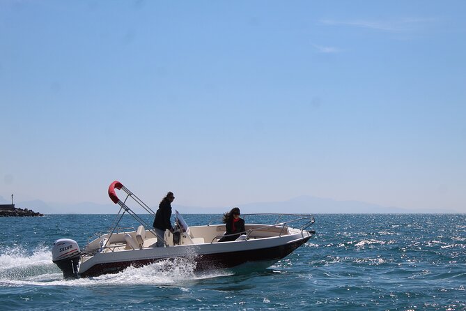 Fireworks show on the sea of Cetara by boat with aperitif - FAQ