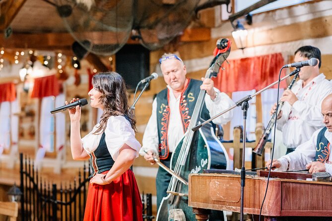 Folk Dinner Experience in Prague with Transportation - FAQ
