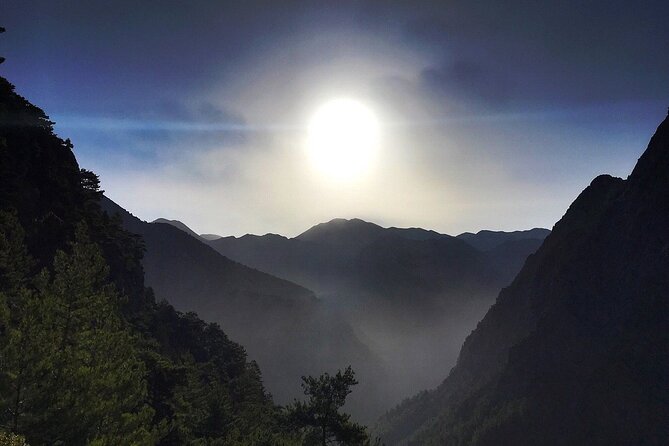 For the Wild Ones: White Mountains & Samaria Gorge Sightseeing - Who Will Love This Tour?