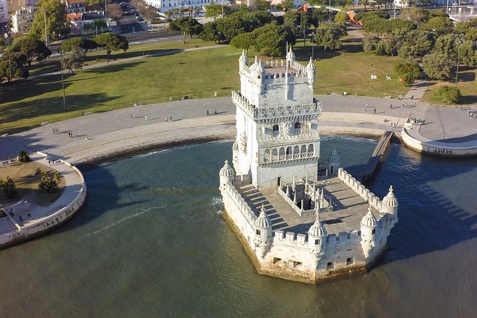 Full Day Private Tour - Lisbon's Heritage and Modernity - Wrapping Up: Who Is This Tour Best For?