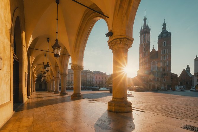 Full-Day Private Walking Tour of Krakow from Wroclaw - Who Should Consider This Tour?
