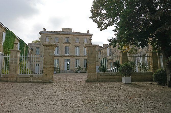 Full-day wine tour in Saint-Emilion (Premium Sedan) - Who Will Love This Tour?