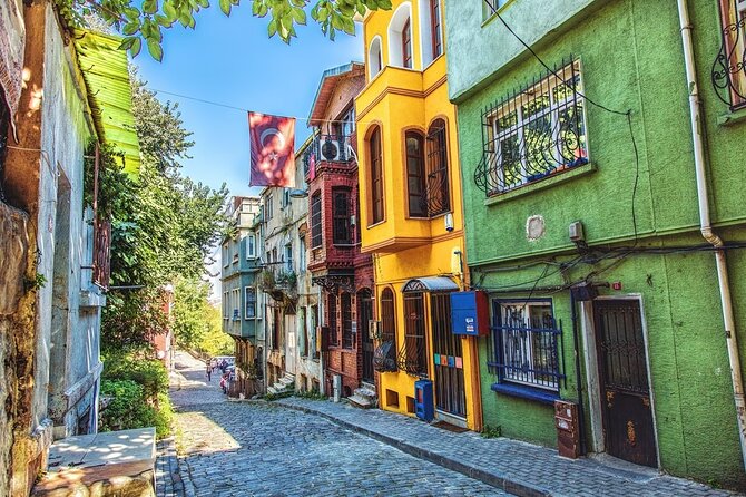 Galata Tower, Fener, Balat, Spicy Bazaar & Golden Horn by Ferry - FAQs