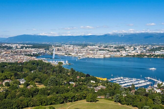 Geneva: Sightseeing of top Places Tour Electric TukTuk 1H15 tour - The Sum Up