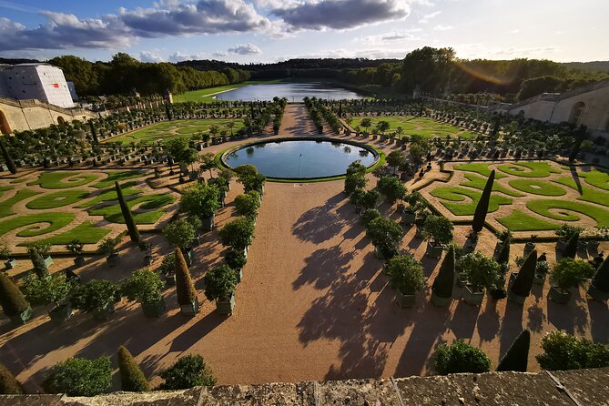 Giverny and Versailles Full Day Private Guided Tour wih Hotel Pickup - Frequently Asked Questions