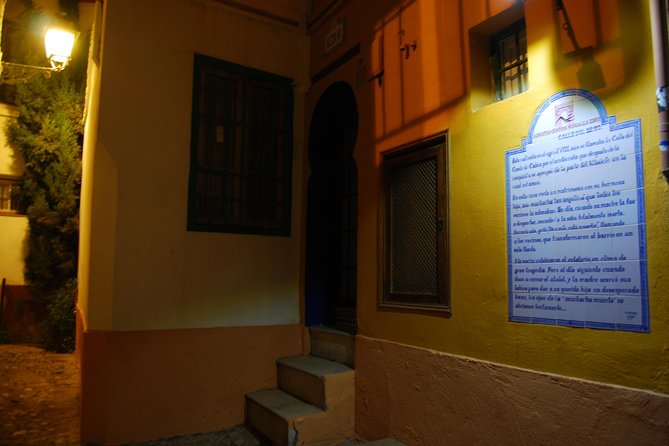 Granada: Ciudad oscura. - Do the Reviews Dampen the Appeal?