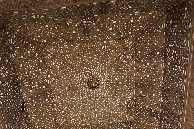 Group visit to the Alhambra and Generalife (tickets included) - The Sum Up