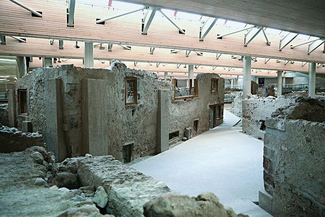 Guided Tour to the Akrotiri Archaeological Site in Santorini - FAQ