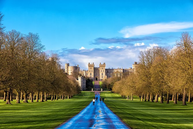 Hampton Court Palace & Windsor Castle Private Car Tour from London - Frequently Asked Questions