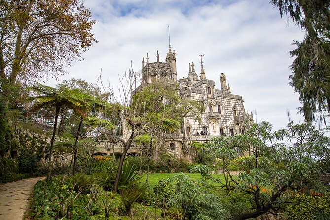 Hike in Sintra: Pena Palace, Moorish Castle, Quinta da Regaleira - Quinta da Regaleira: Masonic Mysteries