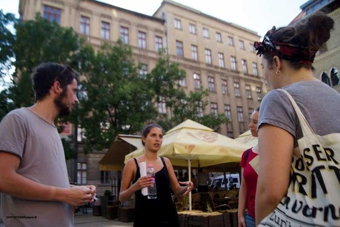 Hungarian History Walking Tour with food tasting - FAQ