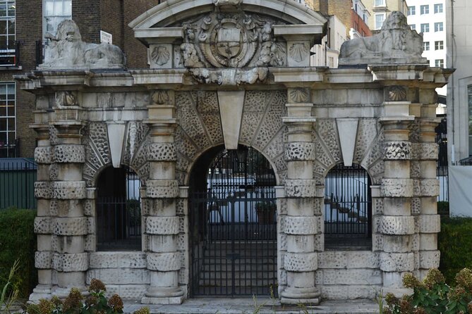 James Bonds London: A Self-Guided Audio Tour - FAQ