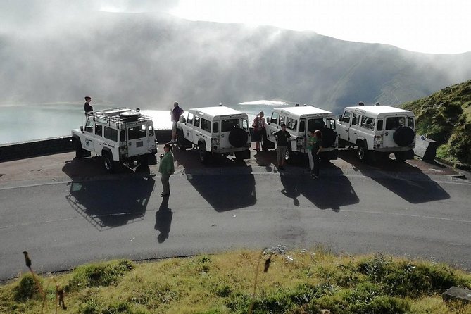 Jeep Tour Full Day Sete Cidades & Lagoa do Fogo with lunch and drinks included. - Who Is This Tour Best For?
