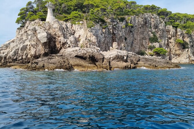 Korcula Private Speed Boat Tour by Quicksilver 675 Sundeck - FAQs