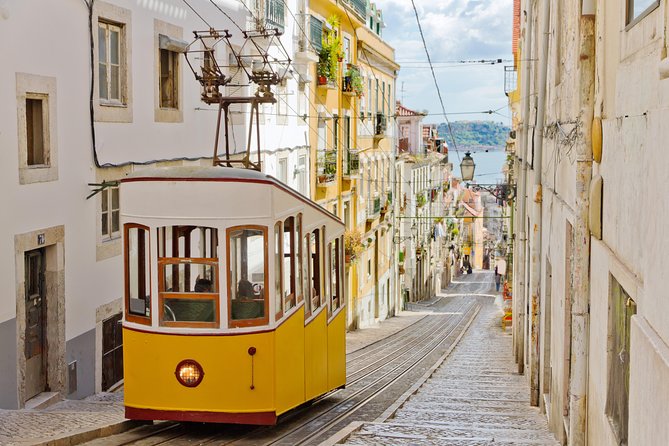 Lisbon in One Day Historic Small-Group Tour - Off the Beaten Path: Mãe dÁgua Reservoir
