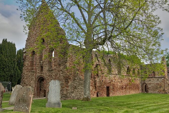 Loch Ness, Urquhart Castle & Culloden Battlefield - Who Should Consider This Tour?