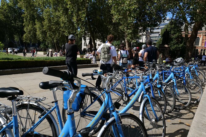 London Classic Landmarks Bike Tour with Local Guide - Practical Considerations