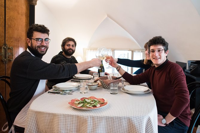 Lunch or dinner and cooking demo at a local home in Ancona - FAQs
