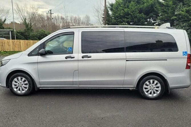 Luton Airport To Oxford Private Transfer - The Experience on the Road