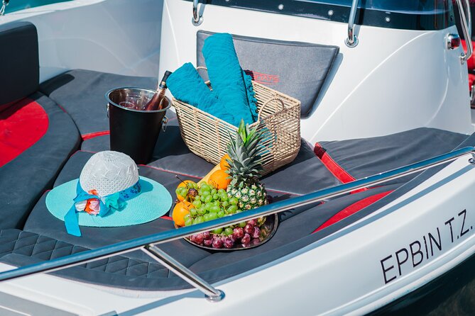 Luxury Speedboat Cruise to Shipwreck and Blue Caves - The Sum Up