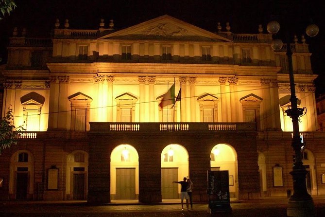 Milan by night private guided tour, by car - Who Will Love This Tour?