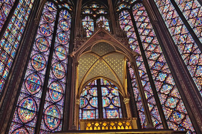 Notre Dame Paris outdoor Tour with Crypt Entry - Who Should Consider This Tour?