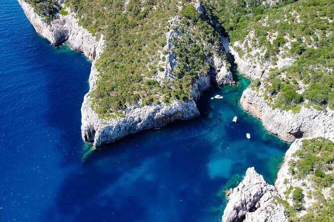 One Day Mini Cruise in the Gulf of Orosei with Lunch on Board - Who Should Book This Tour?