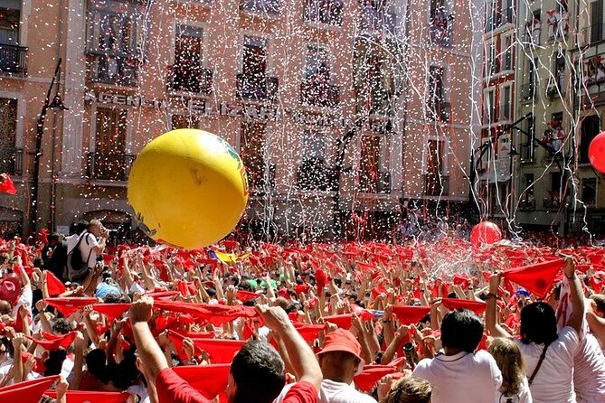 Pamplona City Tour from San Sebastian - Practical Details: Group Size, Price, and Booking