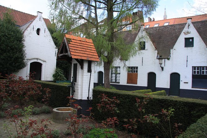 Photo Tour "Jan van Eyck" - Who Should Book This Tour?