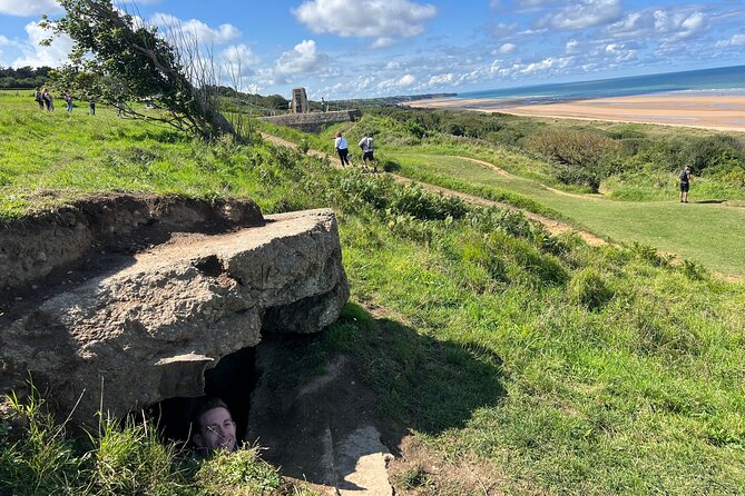 Pointe du Hoc, Omaha beach from Paris aboard a van (Private Tour) - FAQ