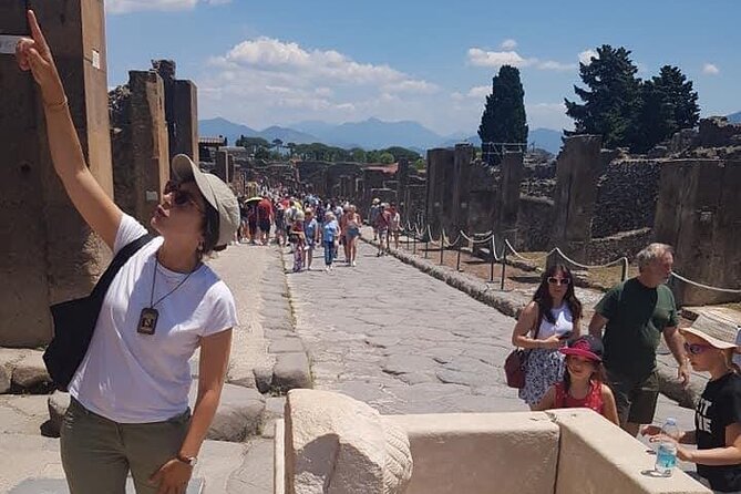 Pompeii Private Tour with expert local guide - Authentic Experiences: What Makes This Tour Special
