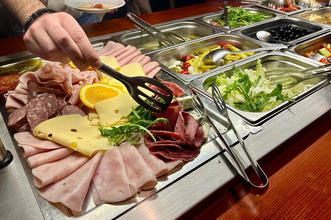 Prague: Sightseeing Boat Cruise with Buffet Dinner - Final Thoughts