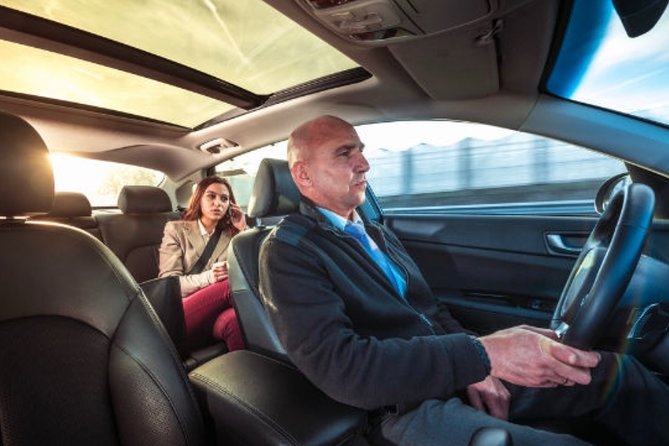 Private airport transfer: from the airport to the city of Luxembourg - Cost and Value Analysis