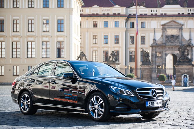 Private Arrival Transfer: Prague Airport - FAQs