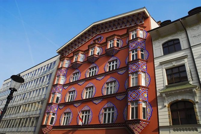 Private city tour of Ljubljana. 2 hours with a friendly and fun local guide. - FAQs