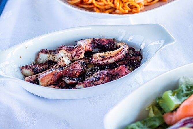 Private Luxury Dinner On Board Moored In Athens - Meeting Point and Timing