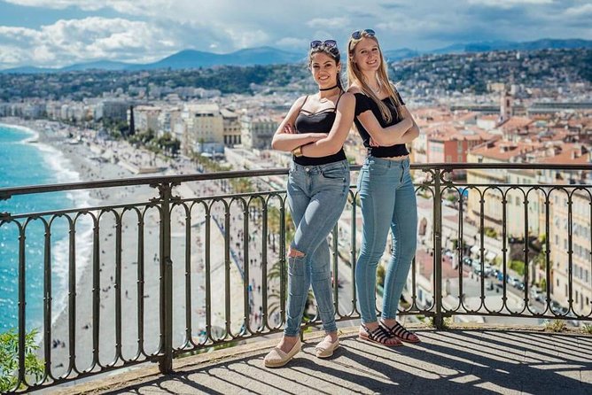 Private Photo Session with a Local Photographer in Nice - FAQs