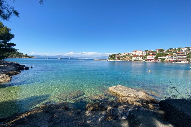 Private speedboat tour from Trogir and Split all around Island olta - FAQ