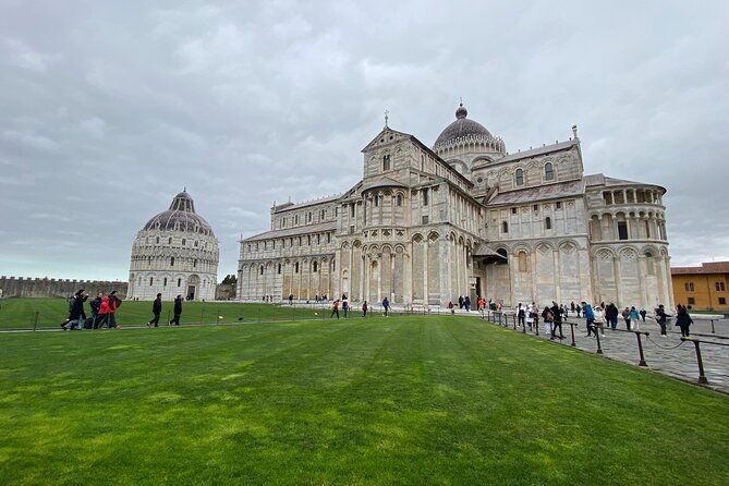 Private Tour to Pisa and Lucca in English Español and Purtuguês - FAQ